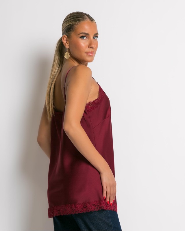 Μπλούζα σε στυλ lingerie με δαντέλα μπορντώ